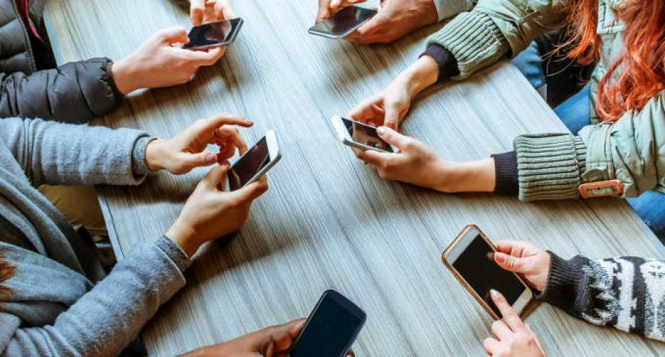 Vuoi imparare ad usare lo smartphone? | Giovani